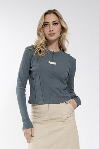 Raw Cut Seam Tee – Rebecca's